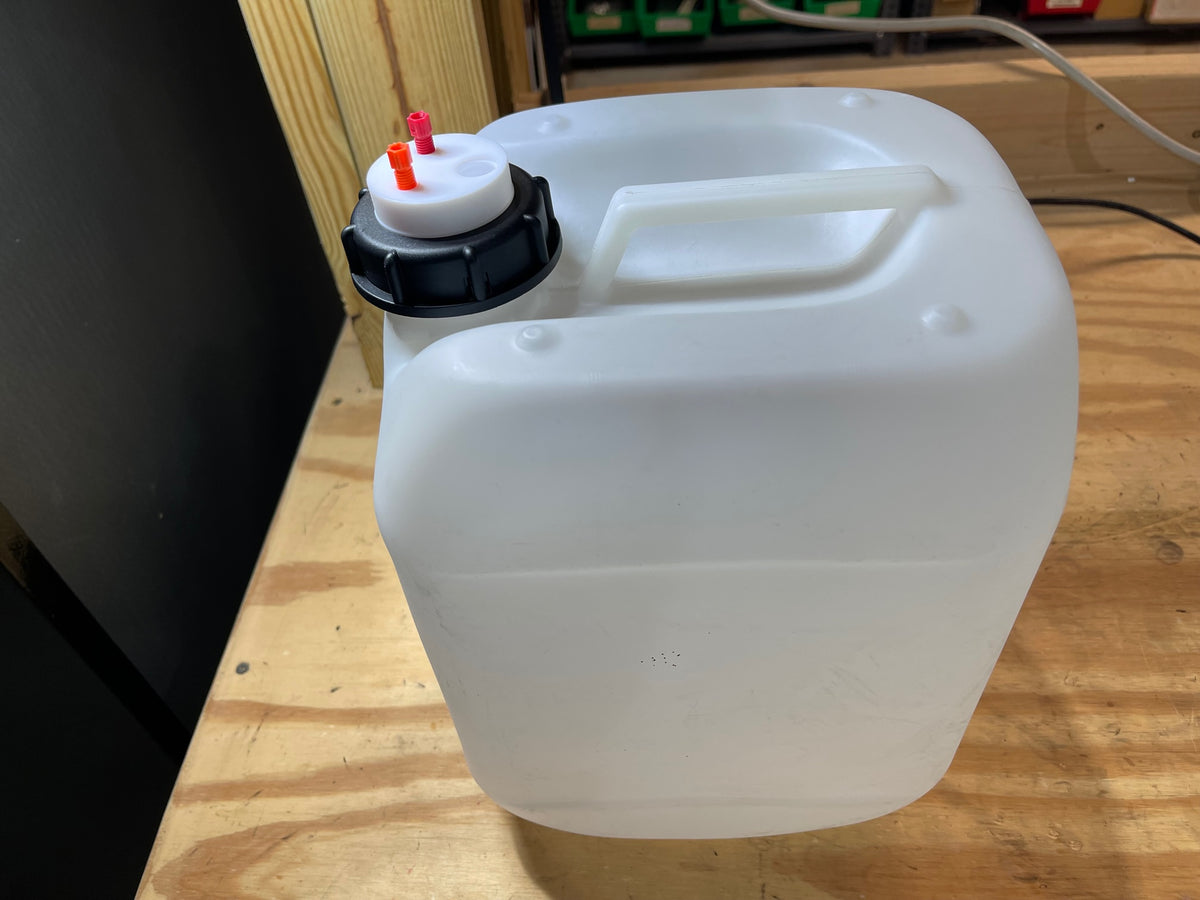 S60 Smart Caps for HPLC Solvent Waste Containers